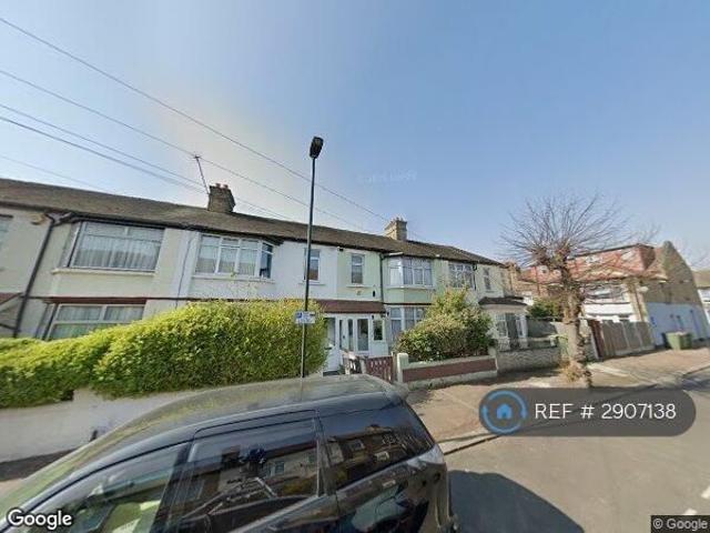 4 bedroom terraced house to rent