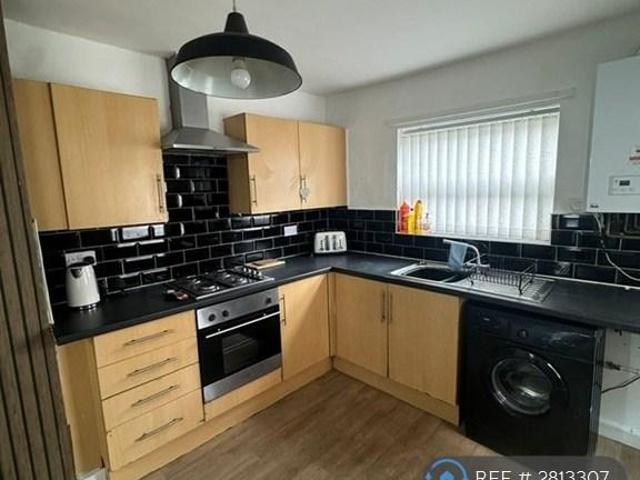 4 bedroom terraced house to rent