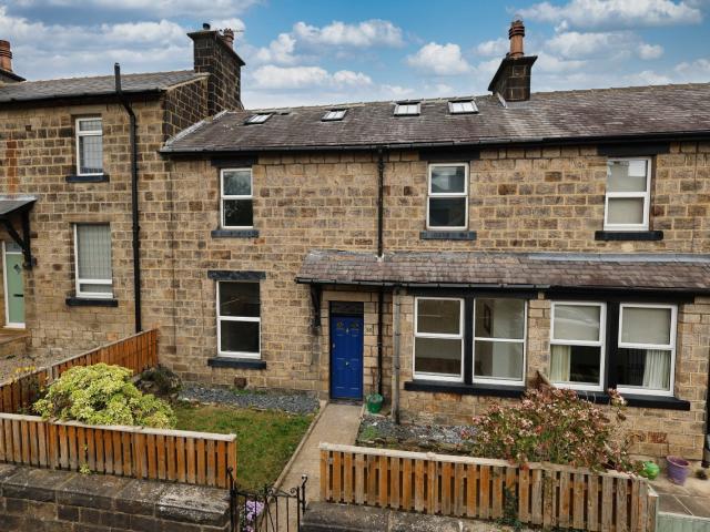 4 bedroom terraced house to rent