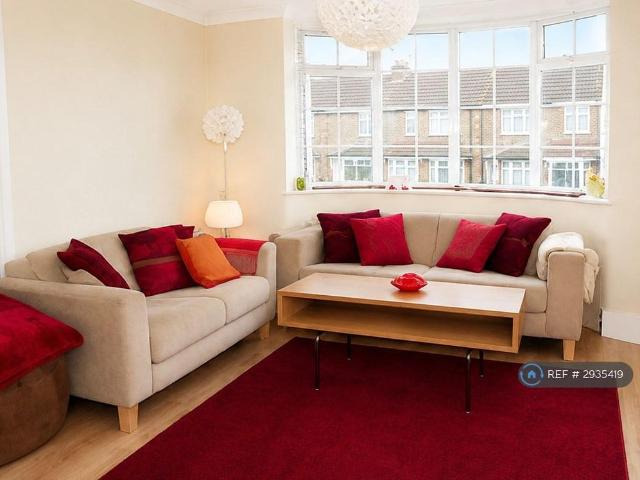 4 bedroom terraced house to rent