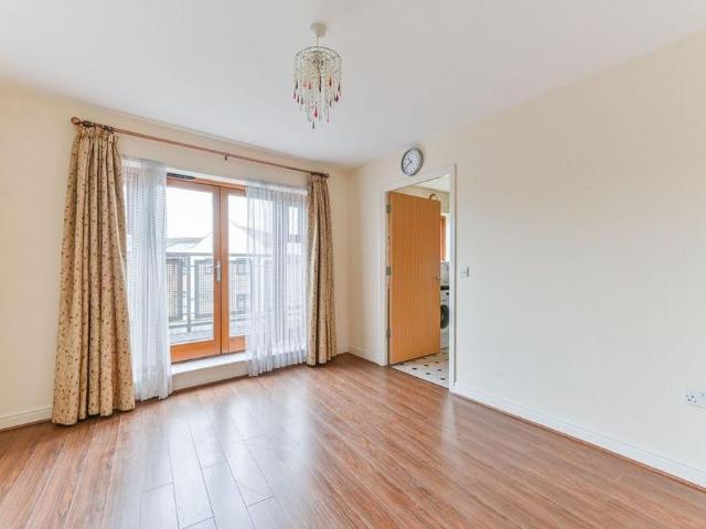 4 bedroom terraced house to rent