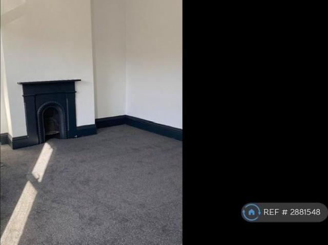 4 bedroom terraced house to rent