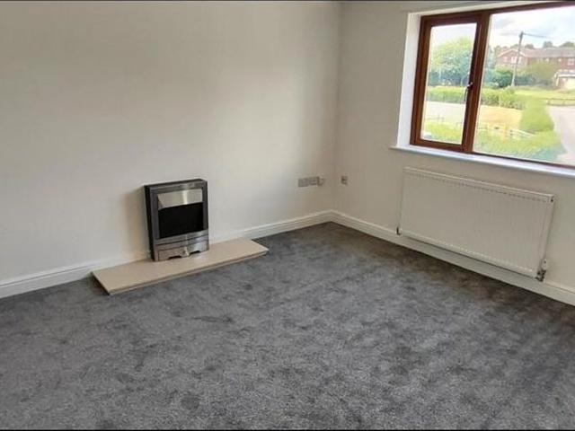 4 bedroom terraced house to rent