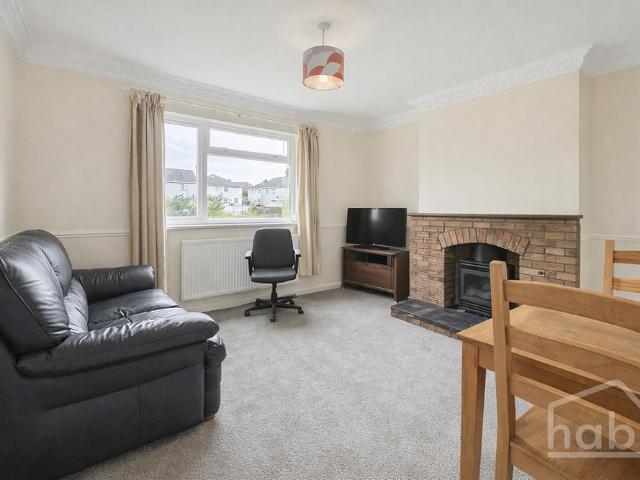 4 bedroom terraced house to rent