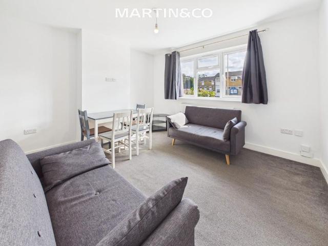 4 bedroom terraced house to rent