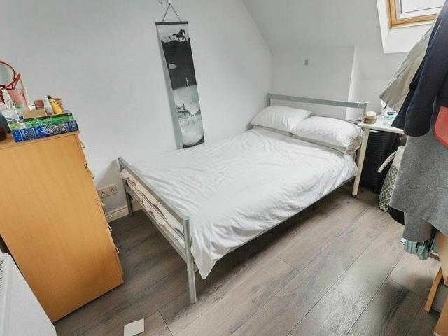 4 bedroom terraced house to rent