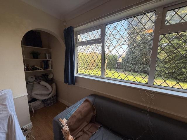 4 bedroom terraced house to rent