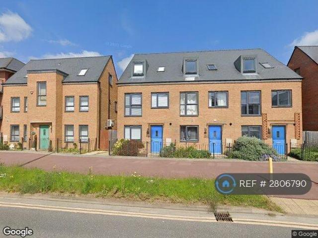 4 bedroom terraced house to rent