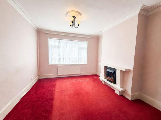 4 bedroom terraced house to rent