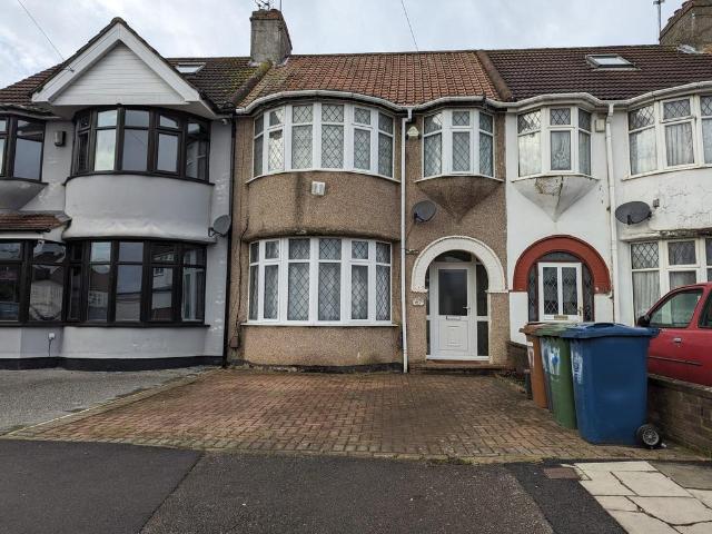 4 bedroom terraced house to rent