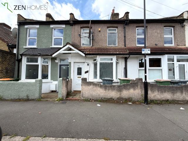 4 bedroom terraced house to rent
