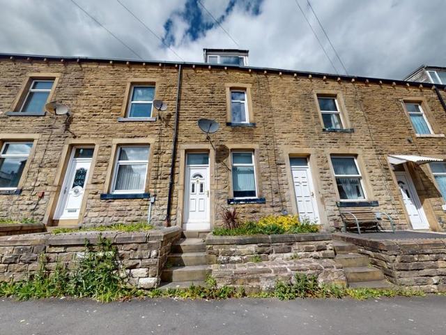 4 bedroom terraced house to rent