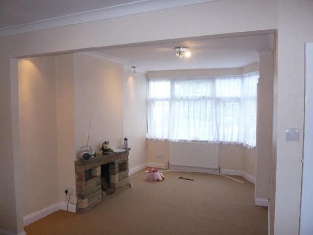 4 bedroom terraced house to rent