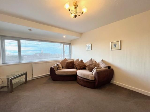 4 bedroom terraced house to rent