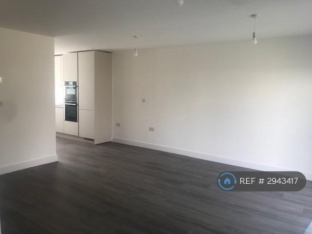 4 bedroom terraced house to rent