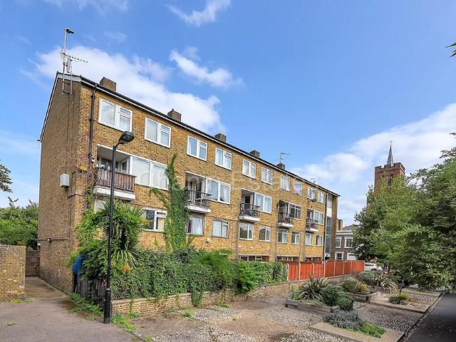 4 bedroom terraced house to rent