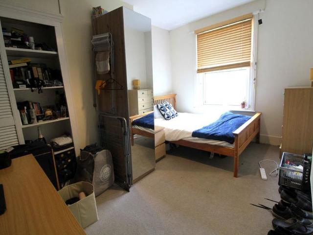 4 bedroom terraced house to rent