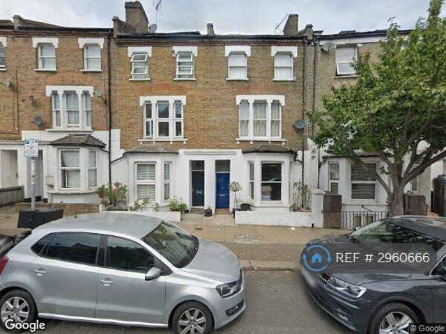 4 bedroom terraced house to rent