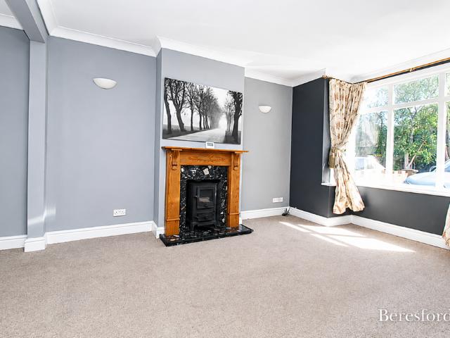 4 bedroom terraced house to rent