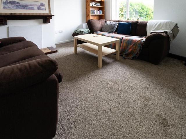 4 bedroom terraced house to rent