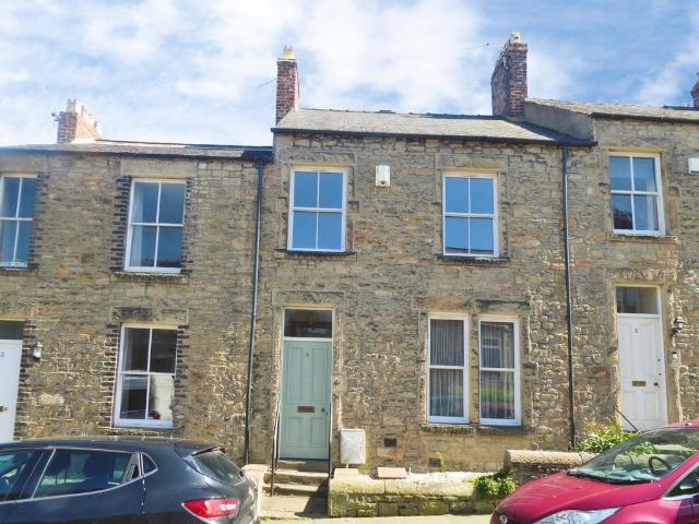 4 bedroom terraced house to rent