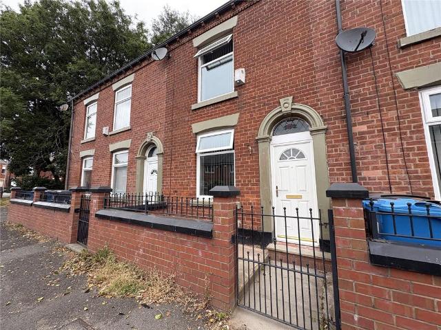 4 bedroom terraced house to rent