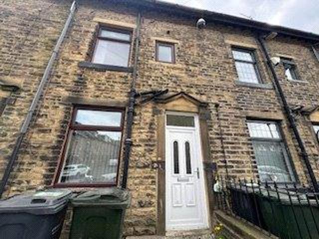 4 bedroom terraced house to rent