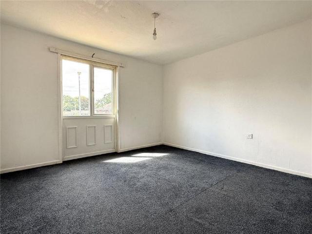 4 bedroom terraced house to rent