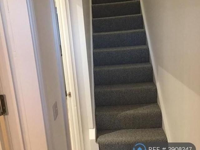 4 bedroom terraced house to rent