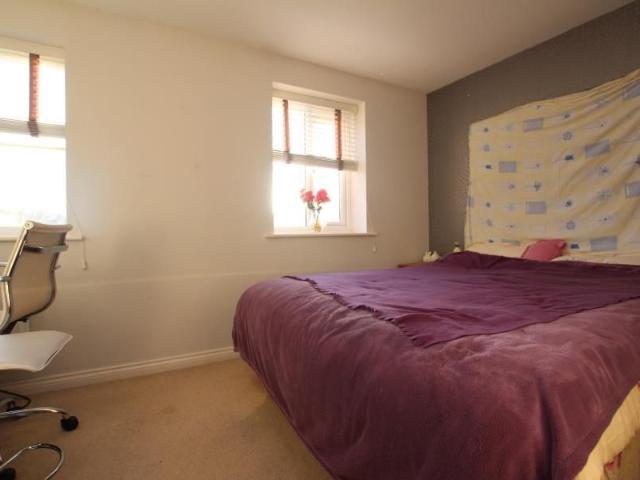 4 bedroom terraced house to rent