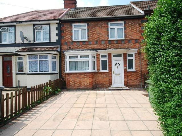 4 bedroom terraced house to rent