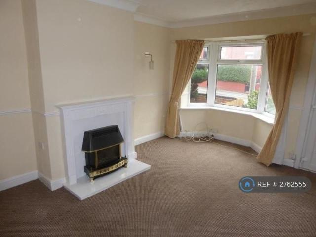 4 bedroom terraced house to rent