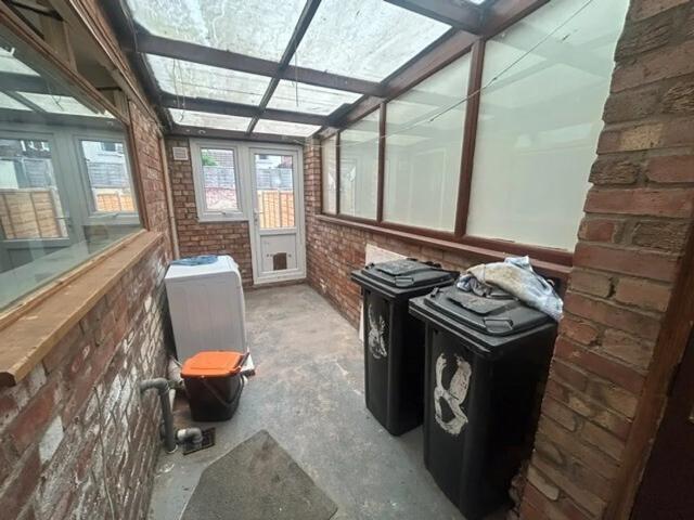 4 bedroom terraced house to rent