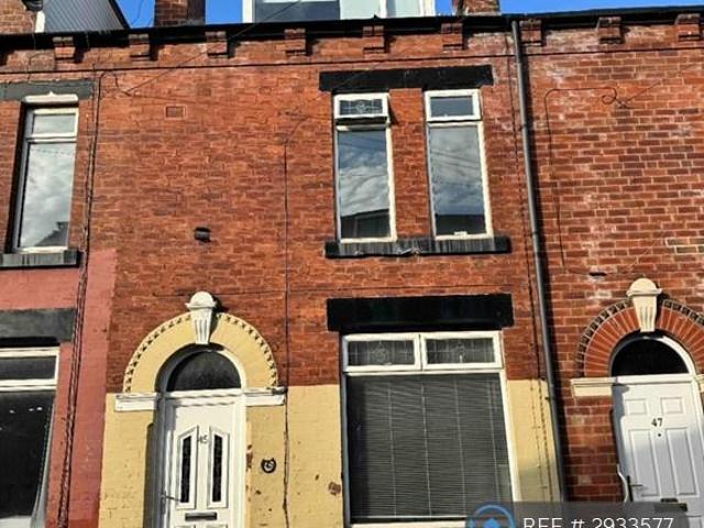 4 bedroom terraced house to rent