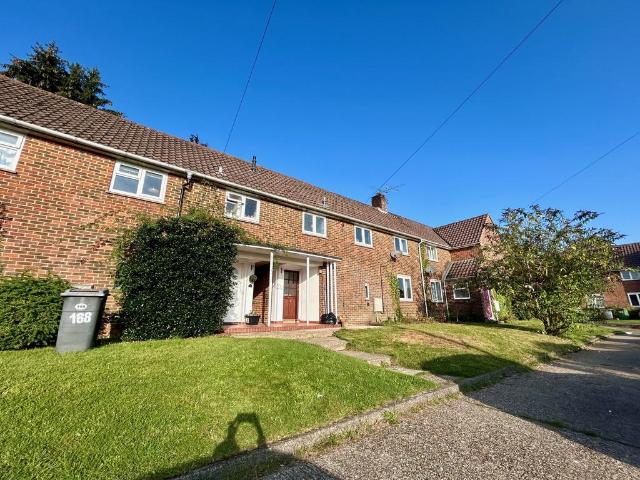 4 bedroom terraced house to rent