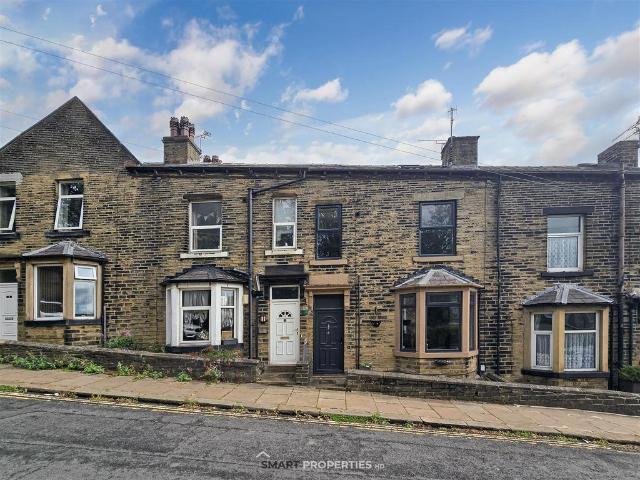 4 bedroom terraced house to rent