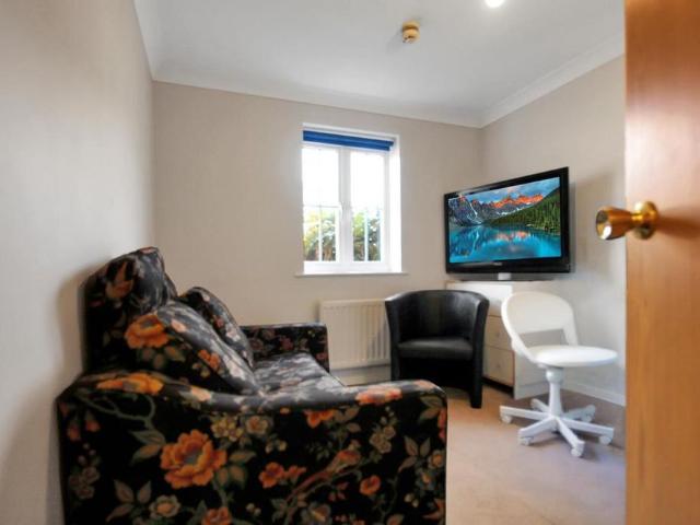 4 bedroom terraced house to rent