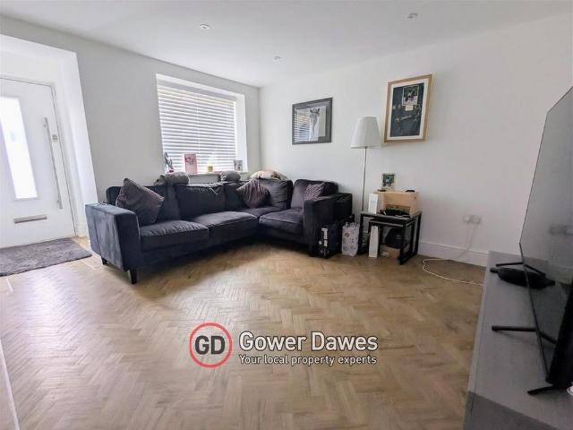 4 bedroom terraced house to rent