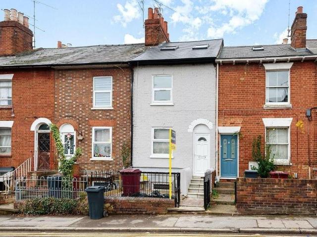4 bedroom terraced house to rent