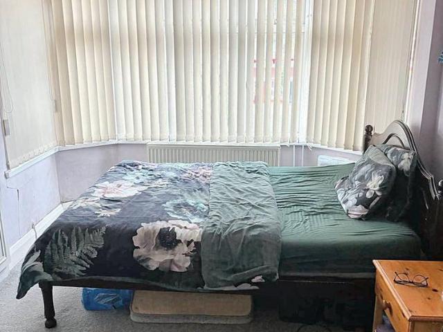 4 bedroom terraced house to rent