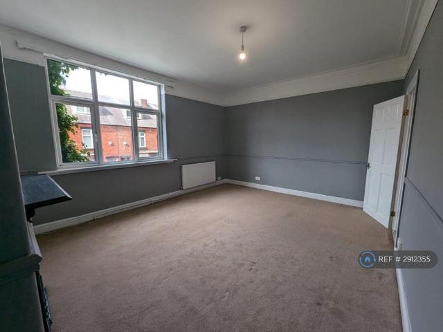 4 bedroom terraced house to rent
