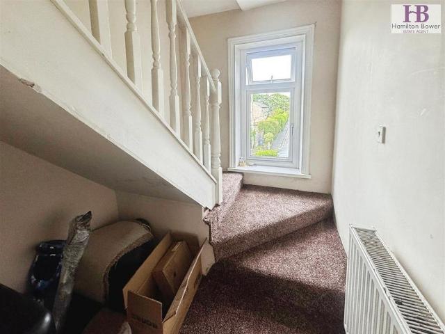4 bedroom terraced house to rent