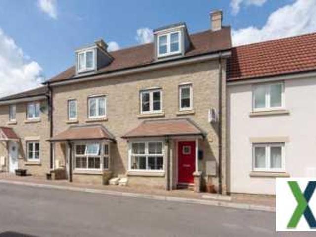 4 bedroom terraced house to rent