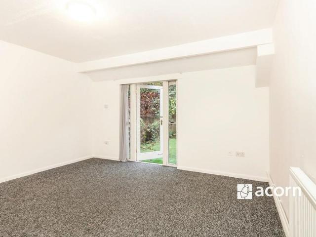4 bedroom terraced house to rent