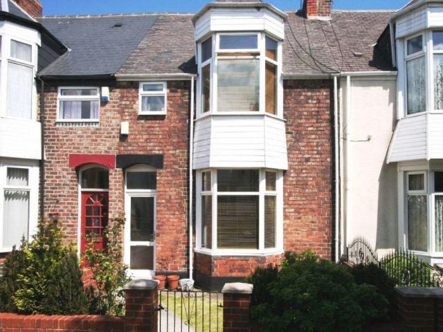 4 bedroom terraced house to rent