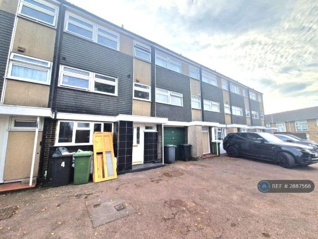 4 bedroom terraced house to rent