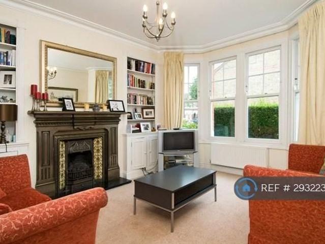 4 bedroom terraced house to rent