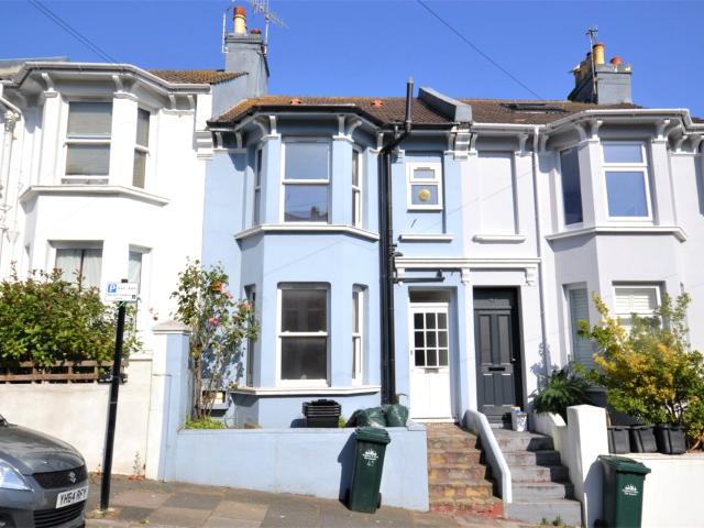 4 bedroom Terraced House to rent