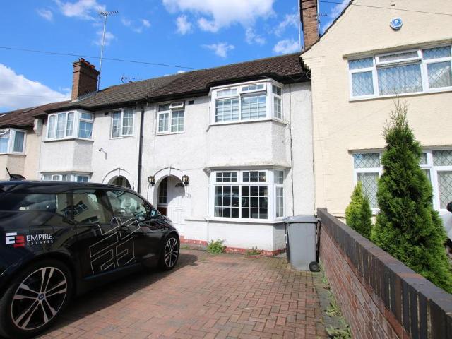 4 bedroom terraced house to rent