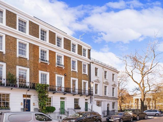 4 bedroom terraced house to rent